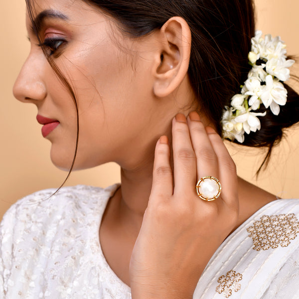 Nazakat Shahi Cocktail Ring – VOYLLA