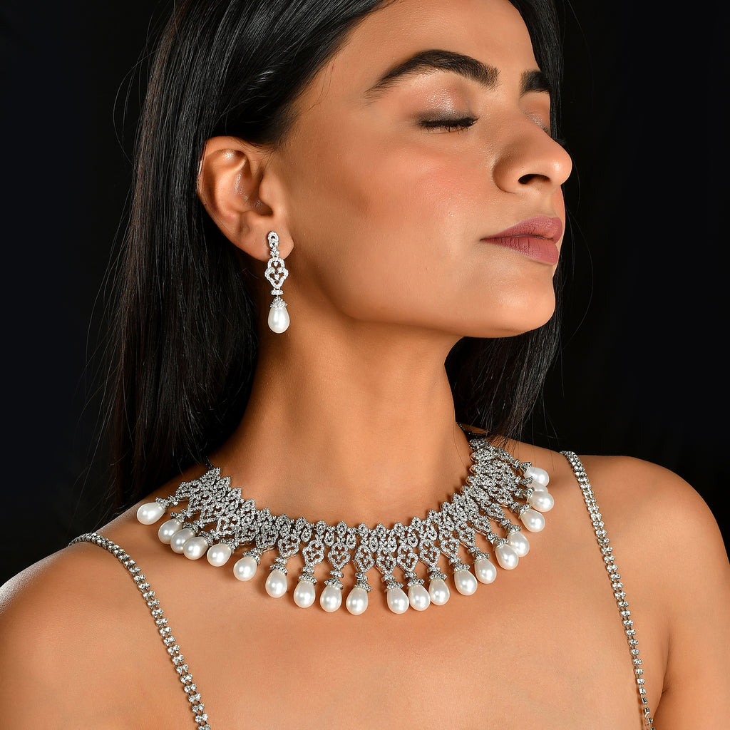 Taj Inayat Necklace Set – VOYLLA