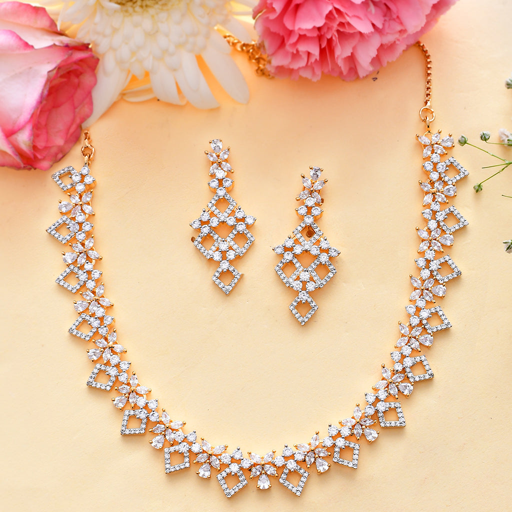 Sparkling Elegance Cluster Setting White CZ Jewellery Set – VOYLLA
