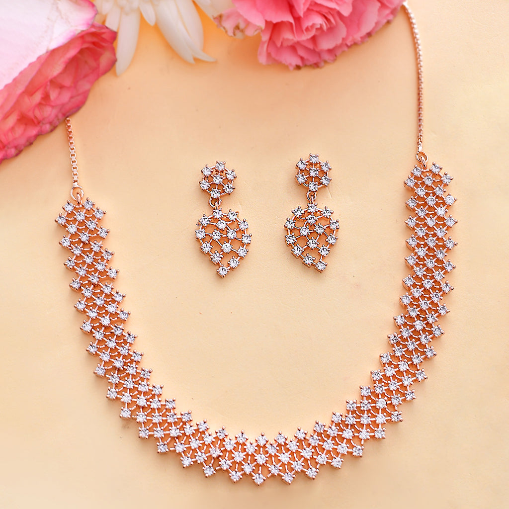 Sparkling Elegance Cluster Setting CZ Jewellery Set – VOYLLA
