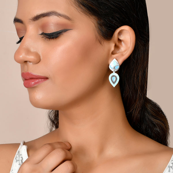 Bagh E Fiza Elegant Leaves Drop Earrings – VOYLLA
