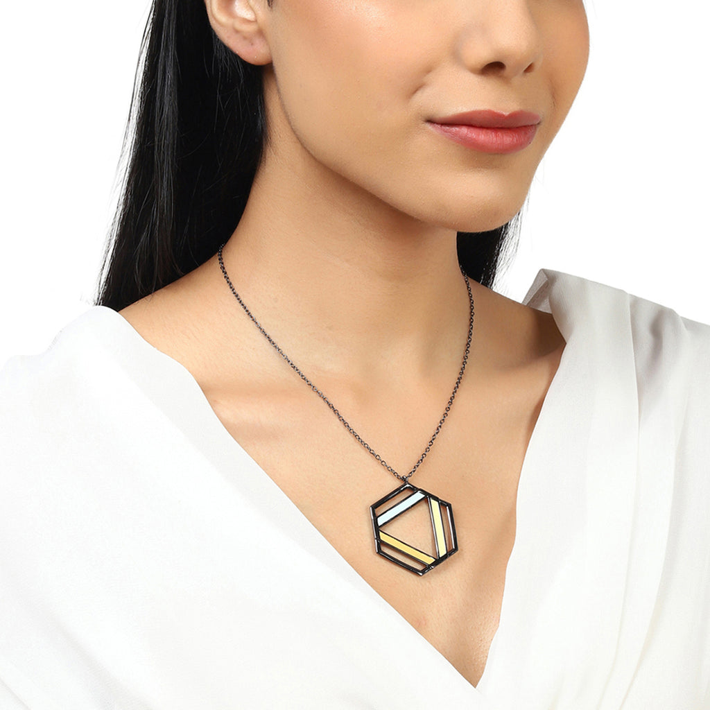 Benzene Black Rhodium Brass Necklaces – VOYLLA