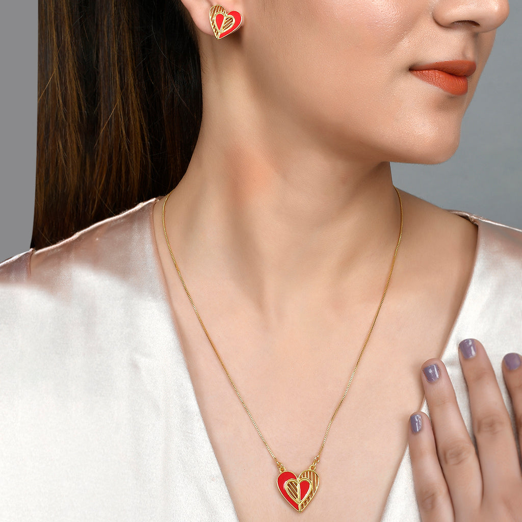 Edgy Hearts Pendant Set – VOYLLA